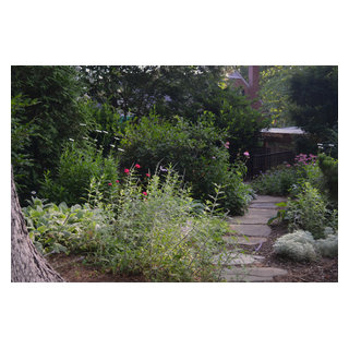 Cottage - Traditional - Landscape - Raleigh - by Bland Landscaping ...