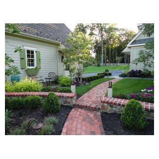 Courtyard to Unify Separate Structures - Traditional - Landscape ...