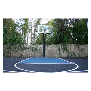 Craig W's Pro Dunk Gold Basketball System on a 40x25 in Bellport, NY ...