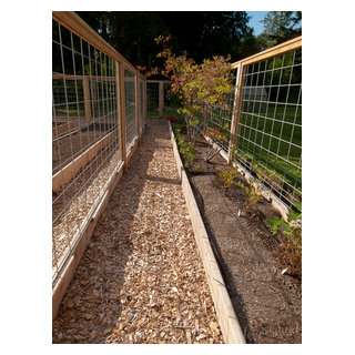 Critter Resistant Vegetable Garden Design - Rustic - Landscape ...