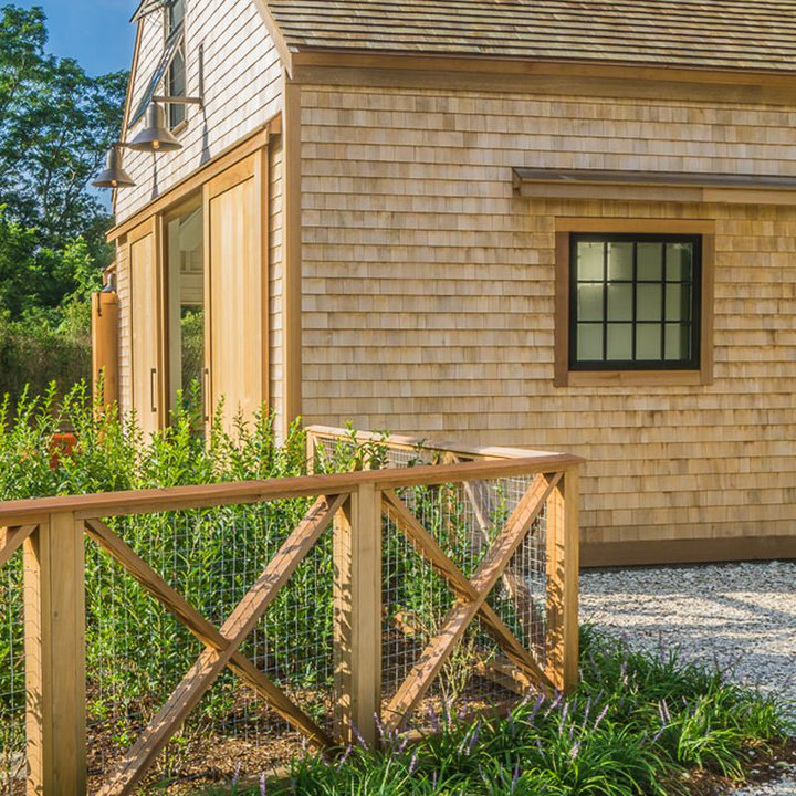 Oyster Shell Driveway - Photos & Ideas | Houzz