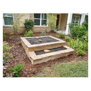 Custom raised bed vegetable garden and xericscape pathway - Мастеровой ...