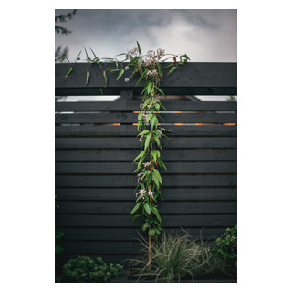 Custom Trellis - Modern - Landscape - Vancouver - by Blue Bear ...