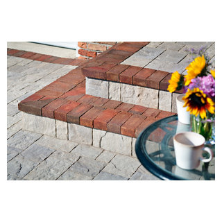 Dimensional Steps - Traditional - Landscape - Chicago - by Green ...