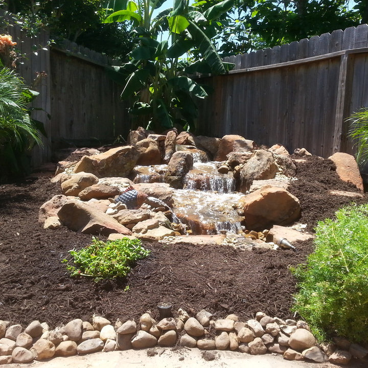 Pondless Waterfall - Photos & Ideas | Houzz