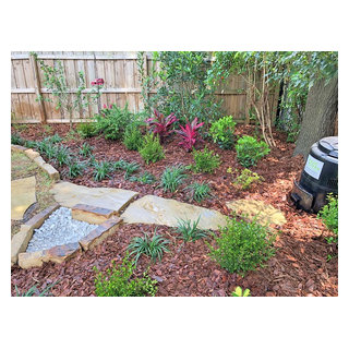 Downtown compact backyard project with xeriscaping influence ...
