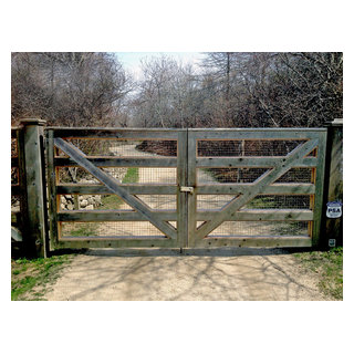 Driveway Gates - Craftsman - Landscape - New York - by East Hampton ...