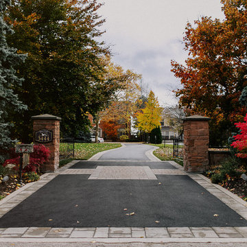 75 Driveway for Fall Ideas You'll Love - December, 2024 | Houzz