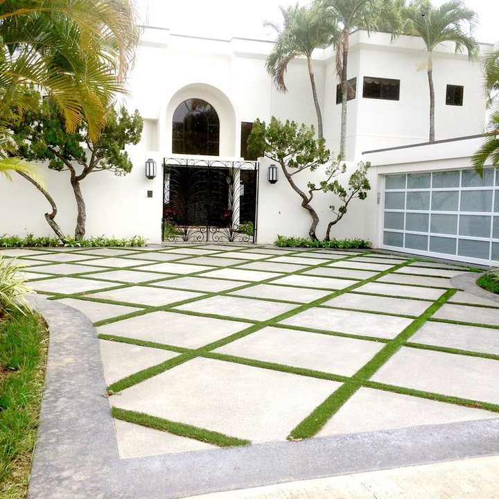 75 Beautiful Garden Driveway Ideas and Designs - Houzz