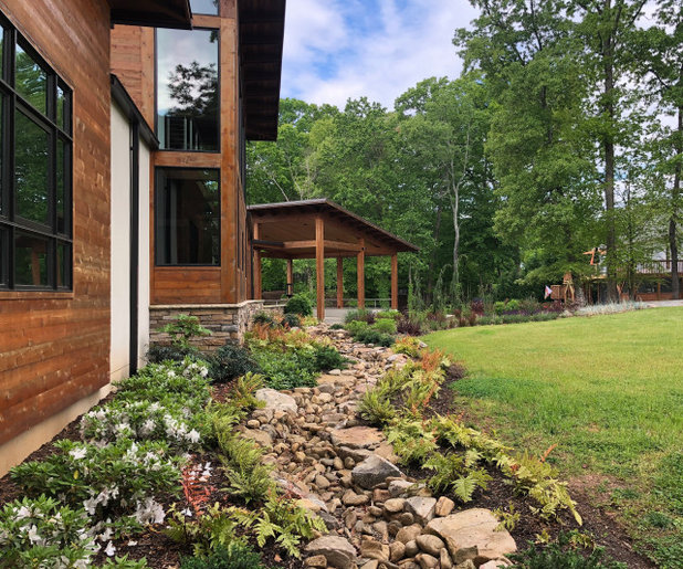 Yard of the Week: Lake House Landscape Composed Like a Symphony