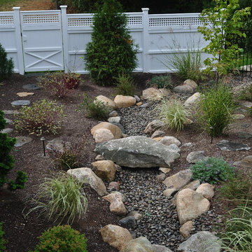 Dry Stream Bed - Photos & Ideas | Houzz