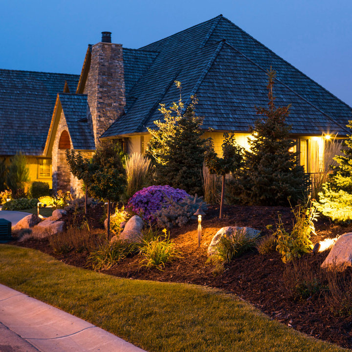 Berms Landscaping - Photos & Ideas | Houzz