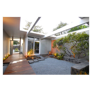 Eichler Atrium - Midcentury - Garden - San Francisco - by Lisa ...