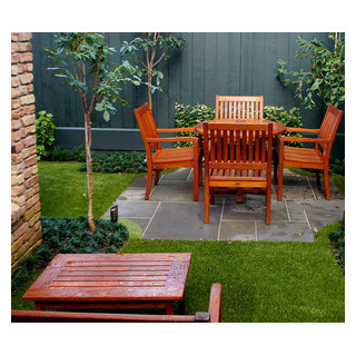 English Courtyard Garden - Traditional - Landscape - Houston - by ...