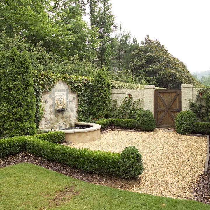 75 Beautiful Garden Wall Ideas and Designs - April 2022 | Houzz UK