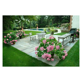 Flexible Private Escape: - Landscape - New York - by Deck and Patio ...