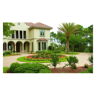 Florida panhandle circlular driveway - Mediterranean - Landscape ...