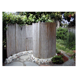 Free-Standing Privacy and Shower Screen - Eclectic - Landscape - Other ...