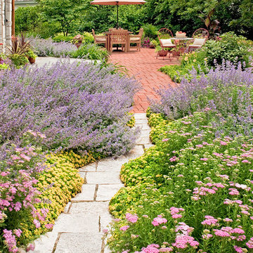 75 French Country Landscaping Ideas You'll Love - April, 2022 | Houzz