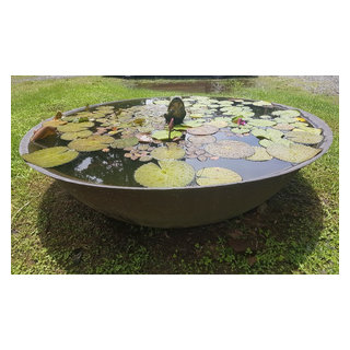 Frog Fountain Sugar Kettle Water Feature - Traditional - Landscape ...