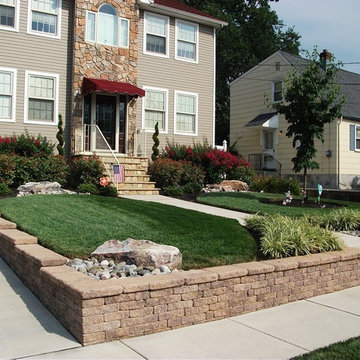 Front Yard Courtyard Ideas - Photos & Ideas | Houzz