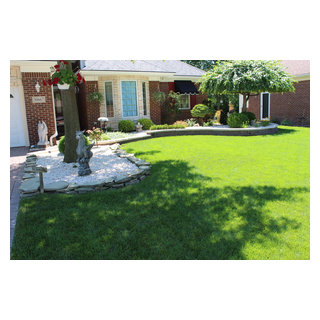 Front Yard Makeovers - Traditional - Landscape - Detroit - by GLC ...