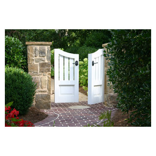 Garden Elements - Traditional - Landscape - Atlanta - by Bennett Design ...