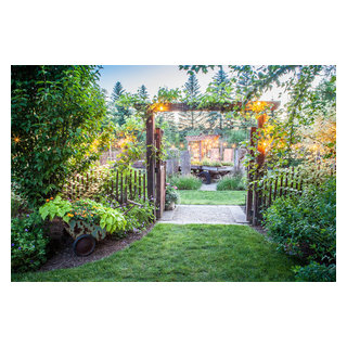 Garden Structures - Traditional - Landscape - Cleveland - by DTR ...