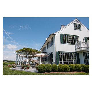 Georgica Pond Estate, East Hampton - Traditional - Landscape - New York ...