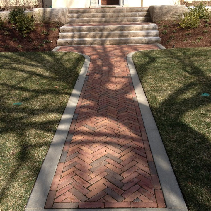 Pavers In Herringbone Pattern - Photos & Ideas | Houzz