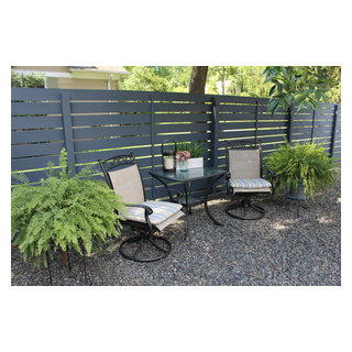 Horizontal fence added so much visual interest! - Transitional ...