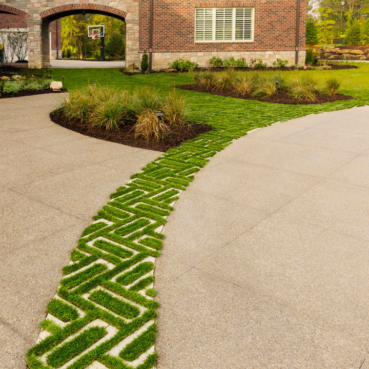 75 Beautiful Permeable Driveway Pavers Home Design Ideas & Designs ...