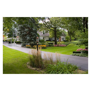 INVERNESS LANDSCAPE #2 - Traditional - Landscape - Chicago - by The ...