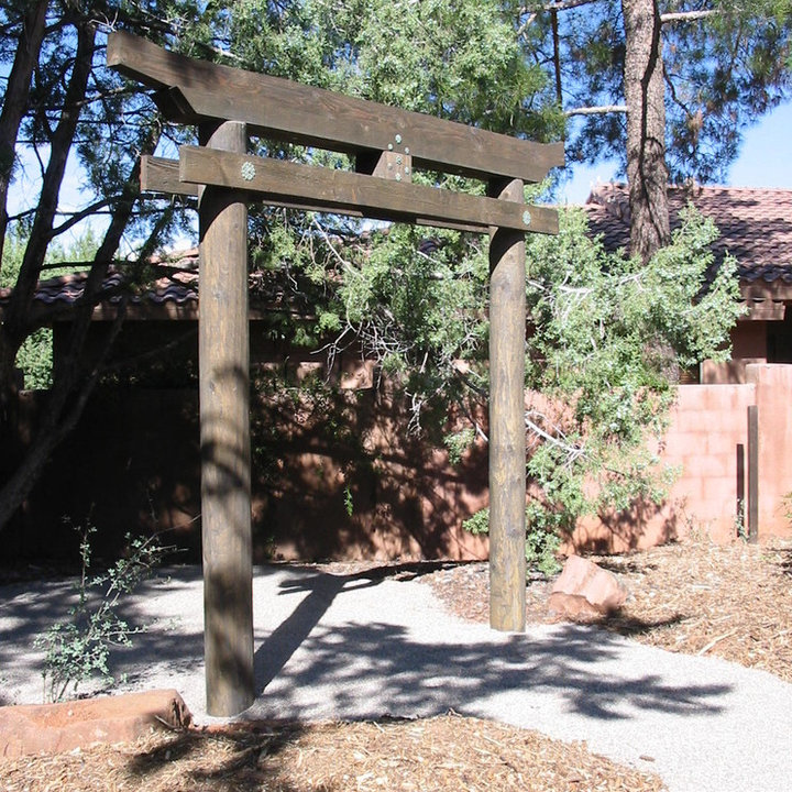 Torii Gate Design - Photos & Ideas | Houzz