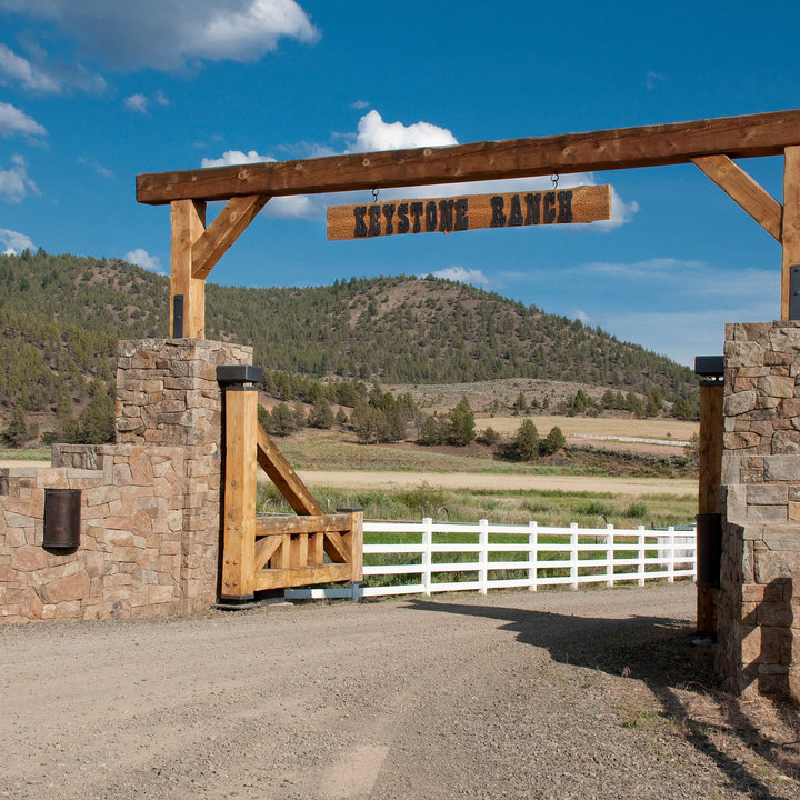 Western Ranch Style Home - Photos & Ideas | Houzz