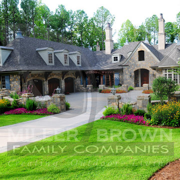 Driveway Motorcourt - Photos & Ideas | Houzz