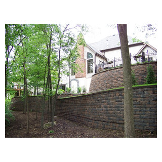 Large Highland Stone Retaining Wall - Traditional - Landscape - St ...