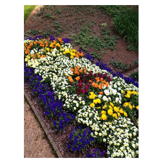 Lawn Envy Projects - Traditional - Garden - Atlanta - by Lawn Envy ...