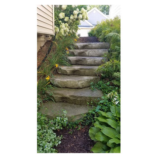Limestone Outcropping Steps - Traditional - Landscape - Cedar Rapids ...