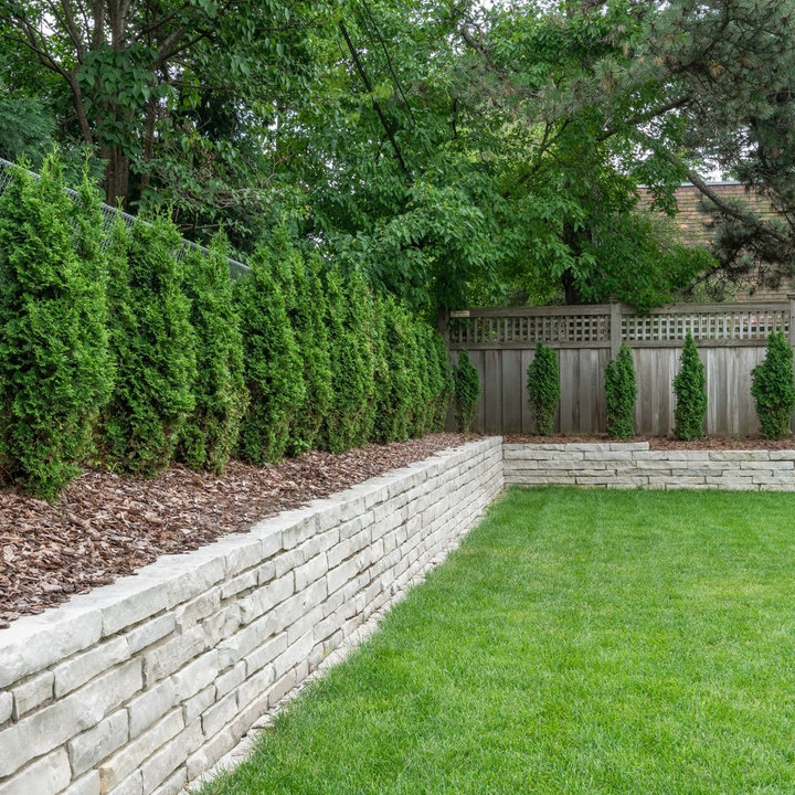 Limestone Retaining Wall - Photos & Ideas | Houzz