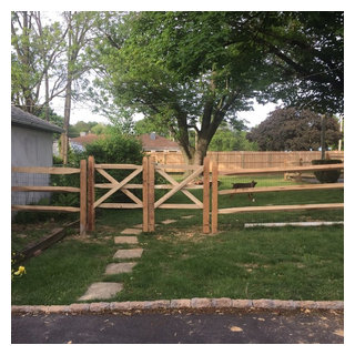 Locust Split Rail Fencing - Farmhouse - Landscape - Philadelphia - by ...