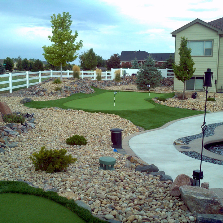 Backyard Putting Green - Photos & Ideas | Houzz