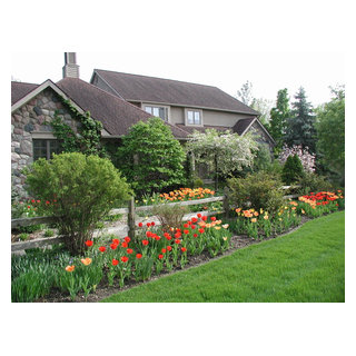Lush Front Yard Gardens - Traditional - Landscape - Grand Rapids - by ...