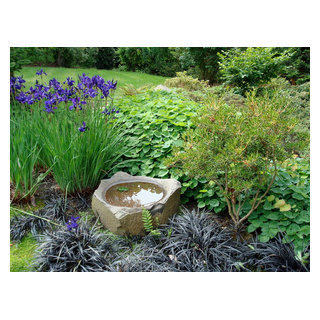 Magnolia Bluff - Contemporary - Landscape - Seattle - by Vertumni Fine ...