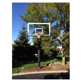Matthew K's Pro Dunk Platinum Basketball System on a 22x20 in Green ...
