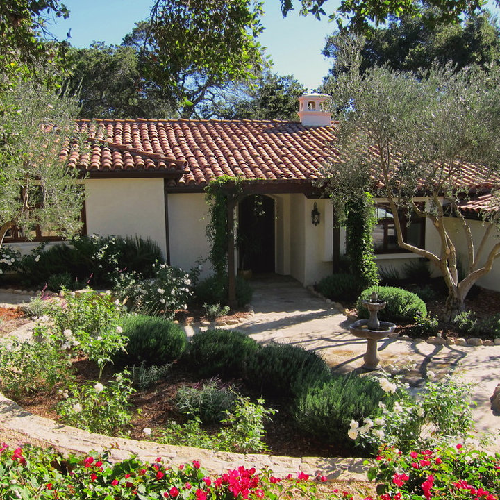 75 Mediterranean Landscaping Ideas You'll Love - March, 2024 | Houzz