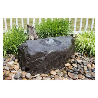 Medium Bird Bath Handcrafted Bubbling Rock Fountain Kit - Transitional ...