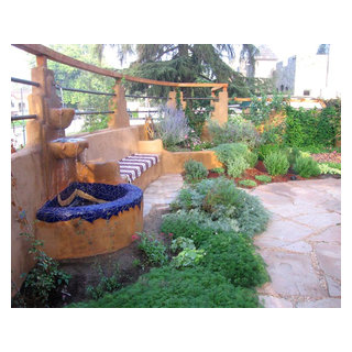 Mexican Fountain - Mediterranean - Landscape - Los Angeles - by Hawkeye ...