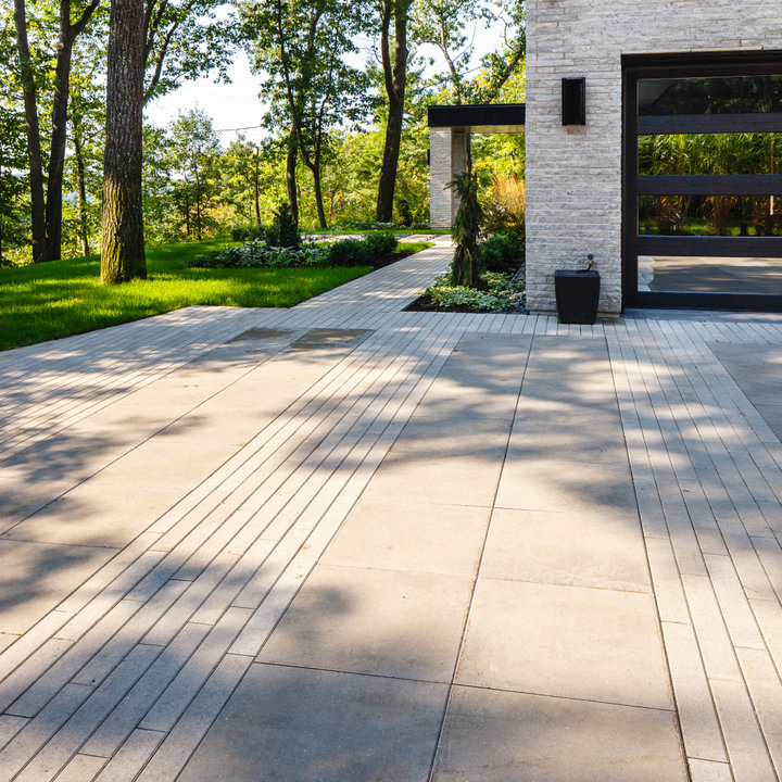 75 Beautiful Garden Driveway Ideas and Designs - Houzz