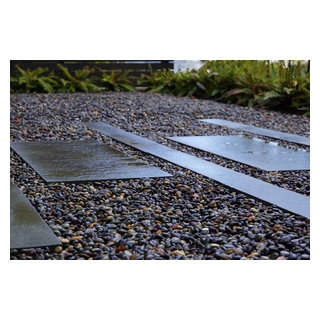 Modern Entry Courtyard - Modern - Landscape - Seattle - by Terrain | Houzz